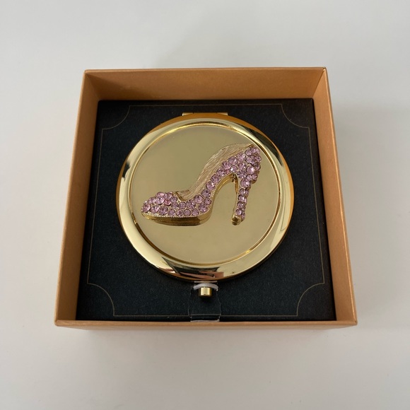Monet | Makeup | Monet Jewelry Pink Heel Compact Mirror | Poshmark